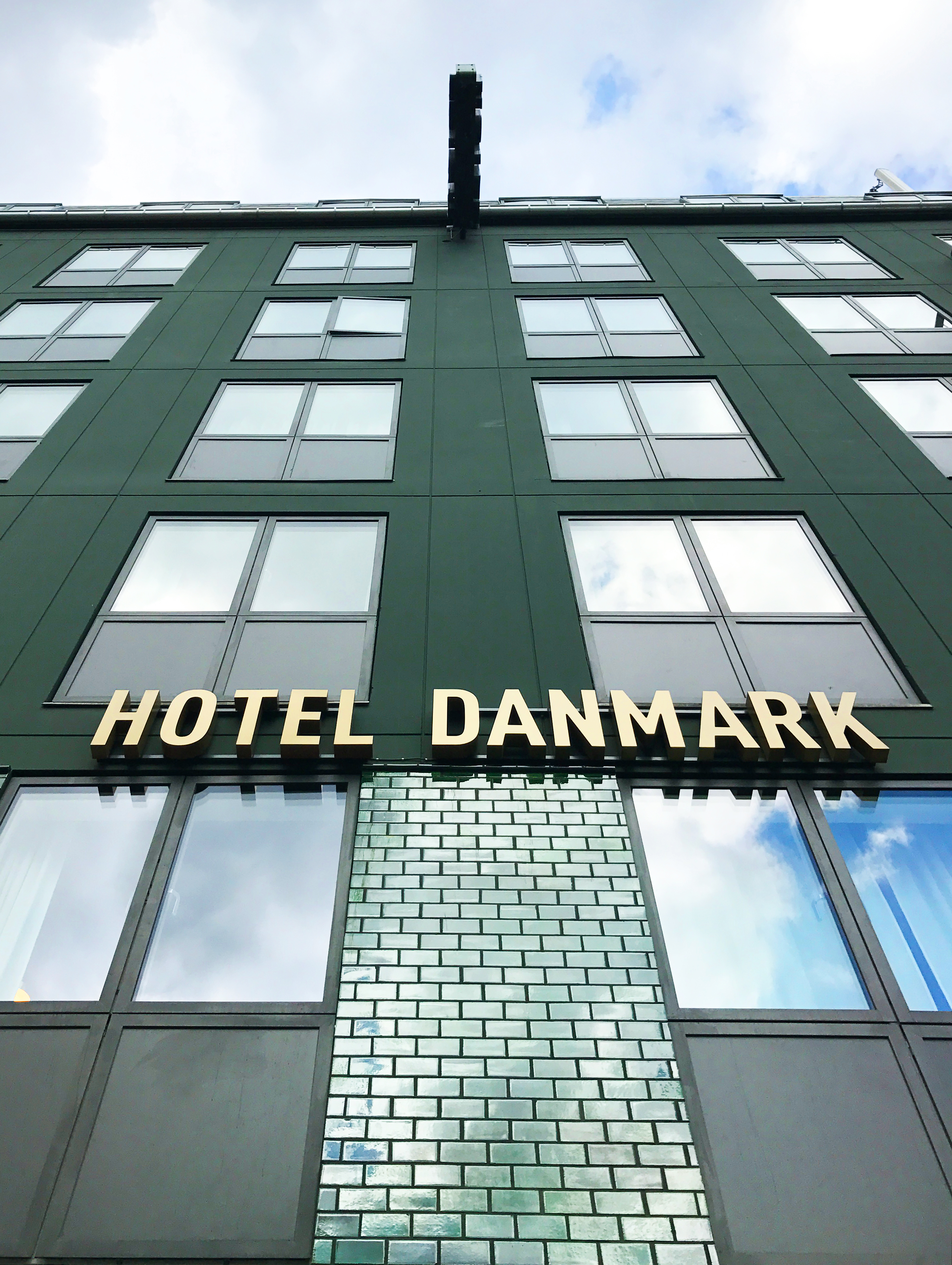 WHY YOU HAVE TO VISIT THE ROOFTOP AT BOUTIQUE HOTEL DANMARK – THE ...